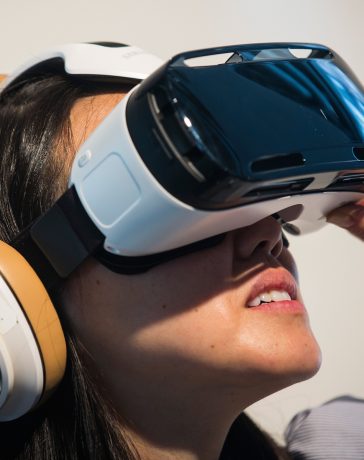 Where can I find a Samsung Gear VR QR code? | UnlockUnit